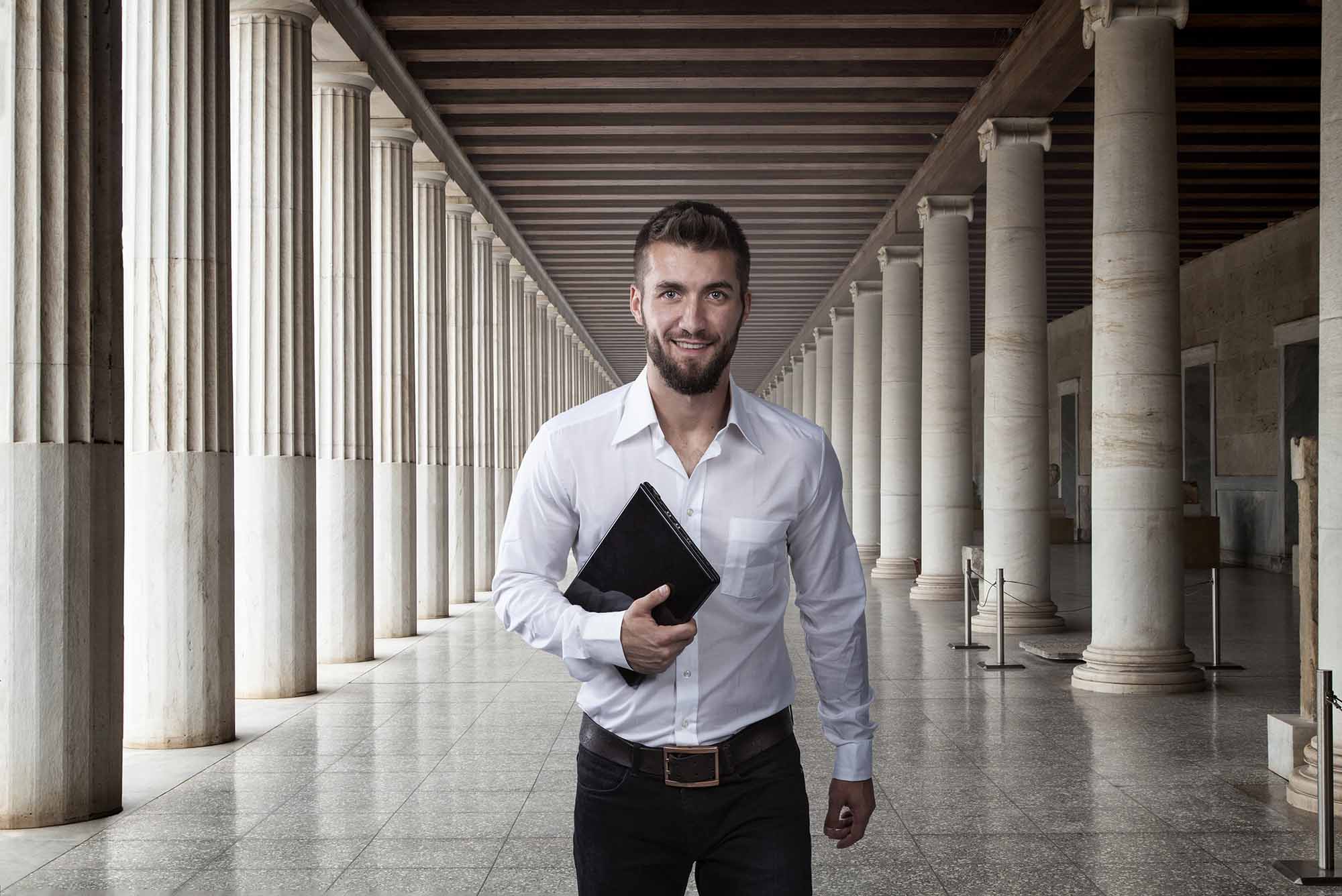 Enamorarse de un profesor. ¿Qué hacer si te gusta tu maestro? Enamorarse de un profesor. ¿Qué hacer si te gusta tu maestro?
